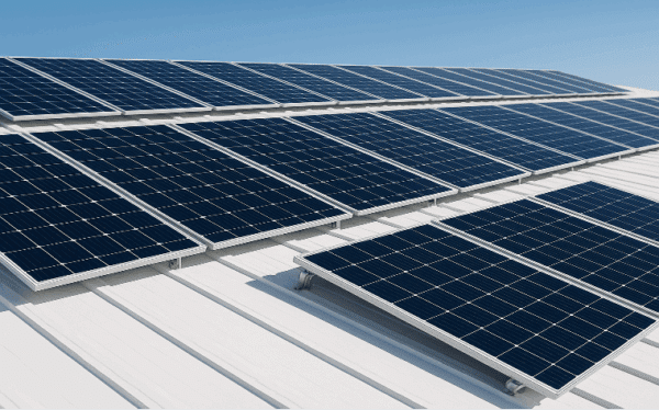 Paneles Sándwich y Placas Solares: Guía práctica instalación